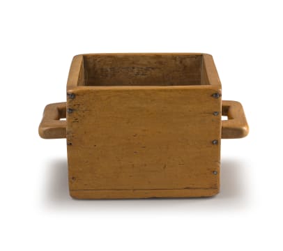 A Cape yellowwood bushel, 19th century | Strauss & Co