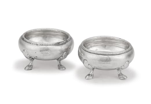 Pair of George II silver salts, London, 1734 cauldron-shaped with ...