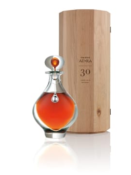 Van Ryn's Au.Ra 30 Year Old Brandy 1 (1 x 1) 750ml | Strauss & Co