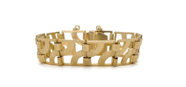 Gold hinge bracelet | Strauss & Co