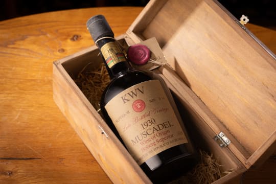 Muscadel 1930 1 (1 x 1) 750ml by KWV | Strauss & Co