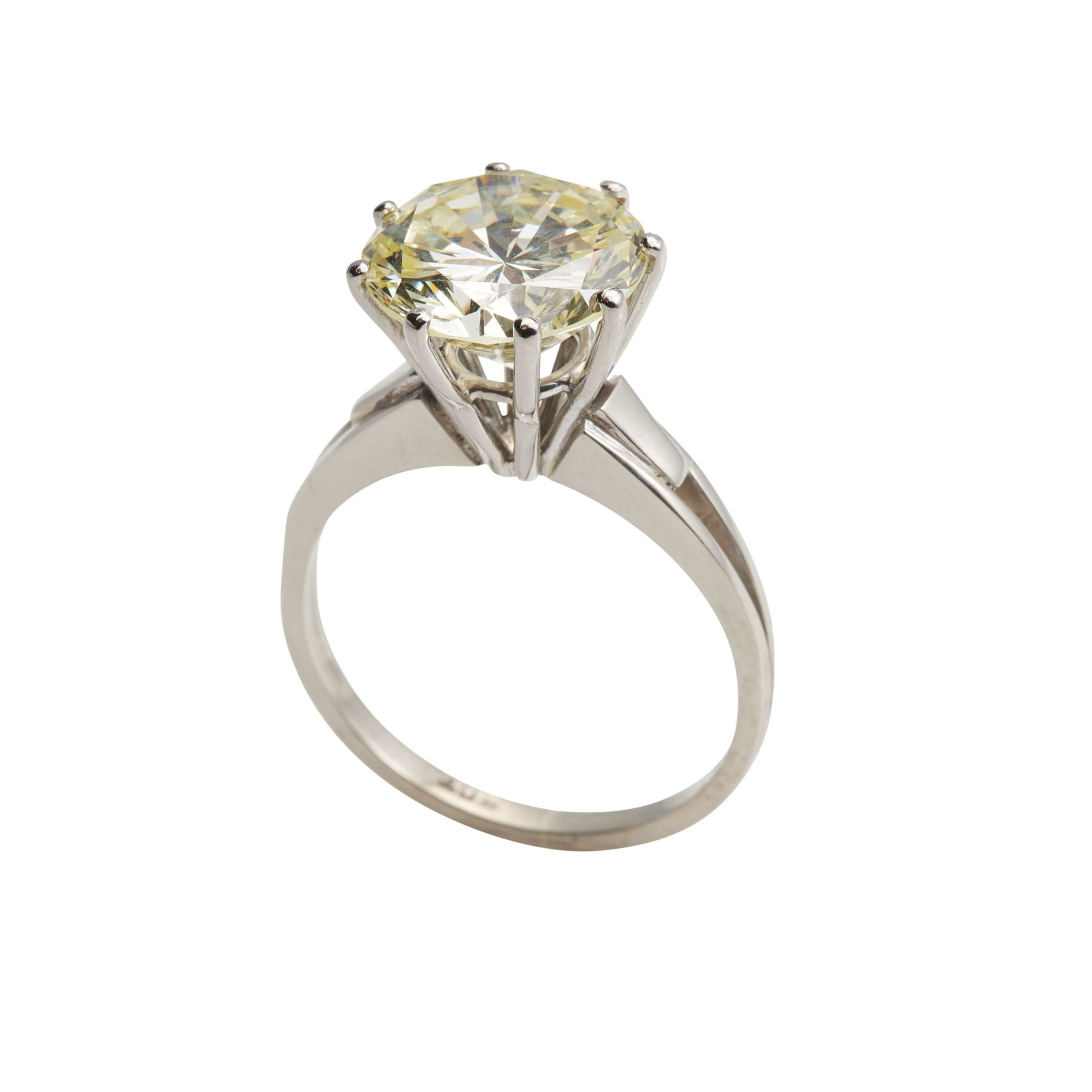 Round diamond | Strauss & Co