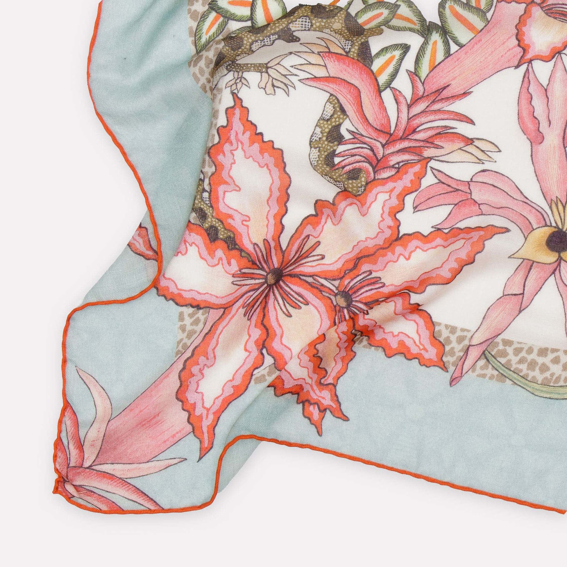 Sabie Kings Safari Wrap, Chalk by Catherine Berning & Sydney Nyabeze ...