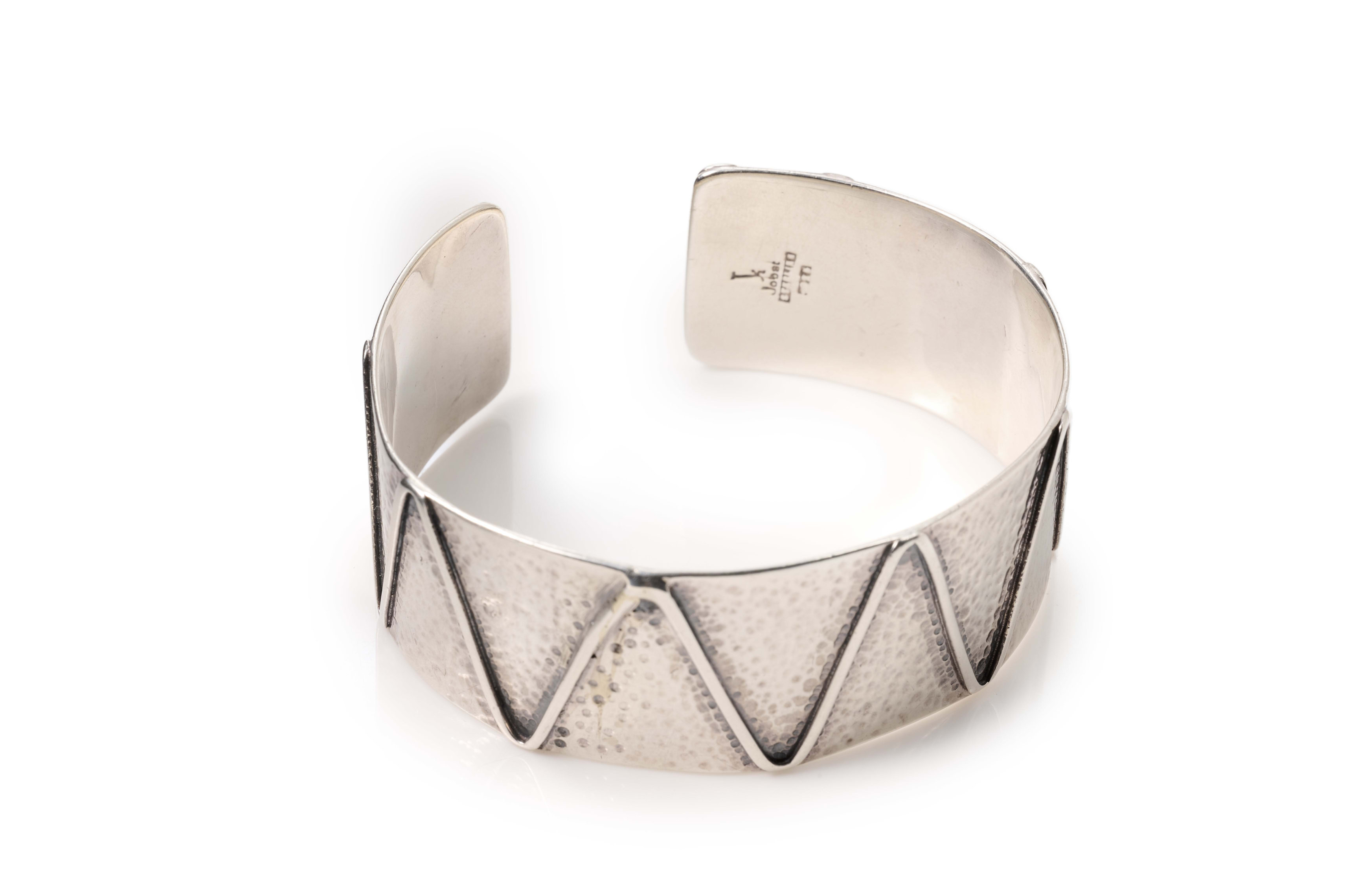Kurt Jobst zig-zag cuff | Strauss & Co