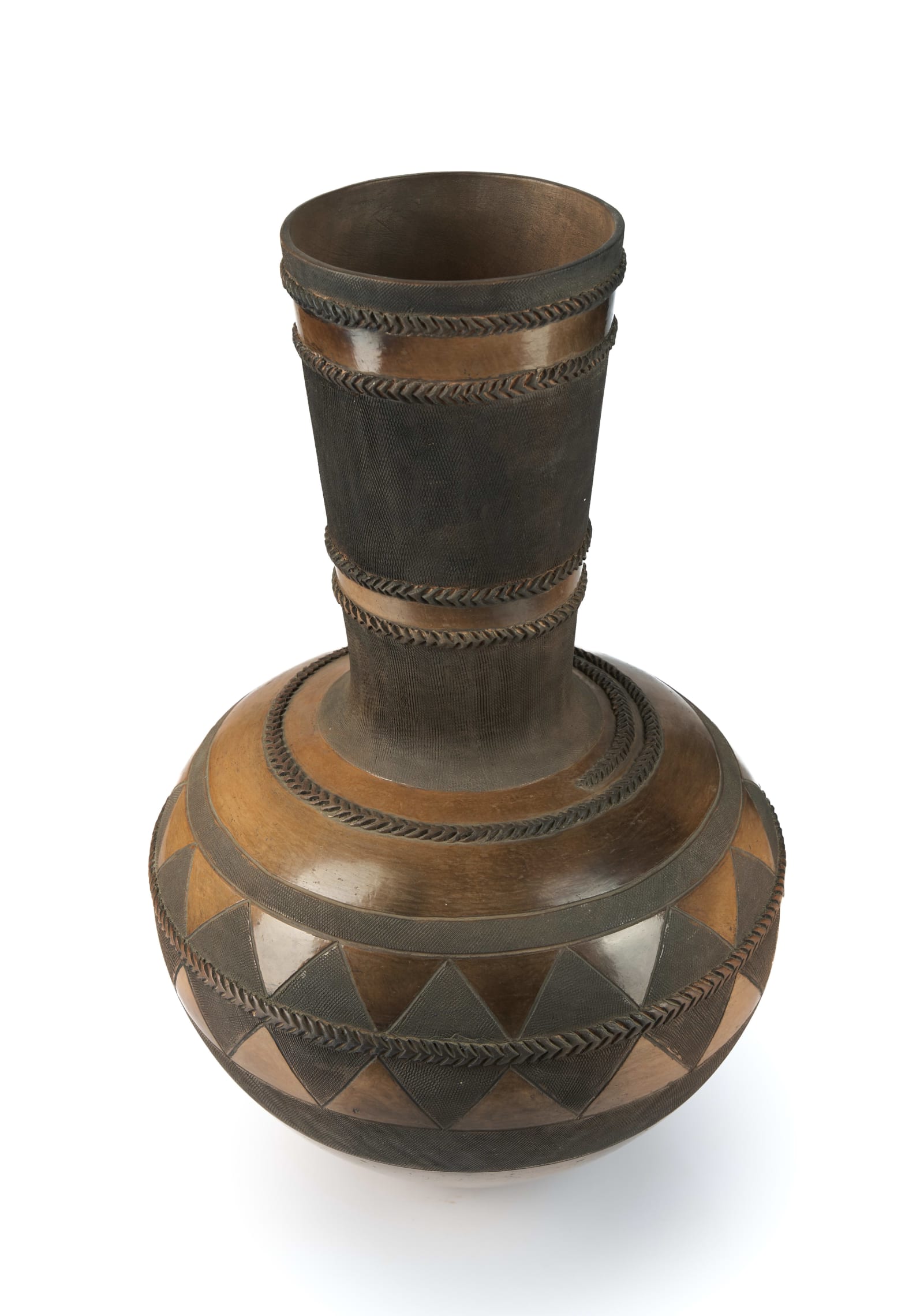 Smoke-fired vessel by Nic Sithole | Strauss & Co